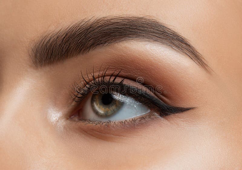 Long-lasting Styling of the Eyebrows and Color the Eyebrows. Eyebrow ...