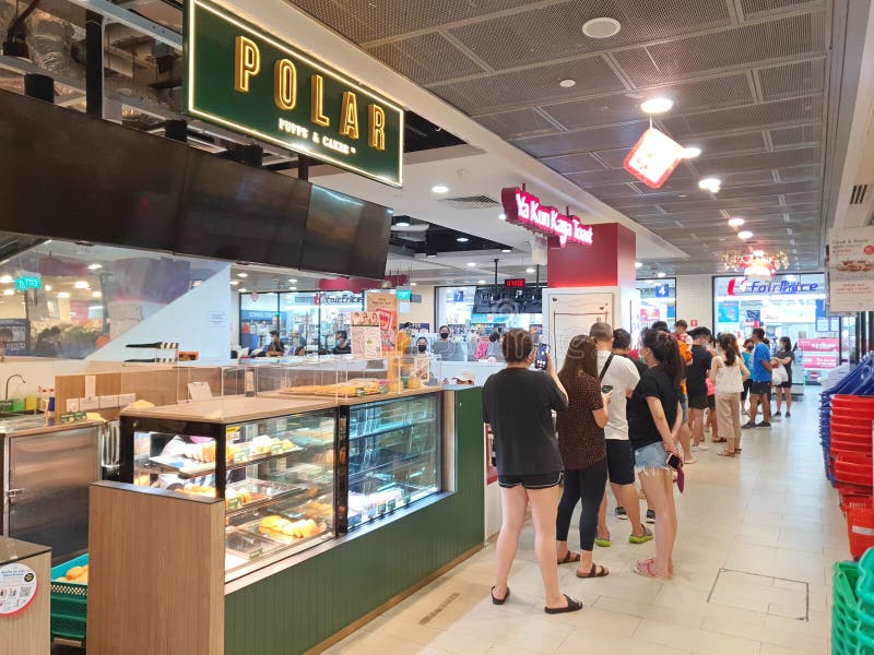 Singapore: Queuing To Make Purchase Editorial Photo - Image of queuing ...