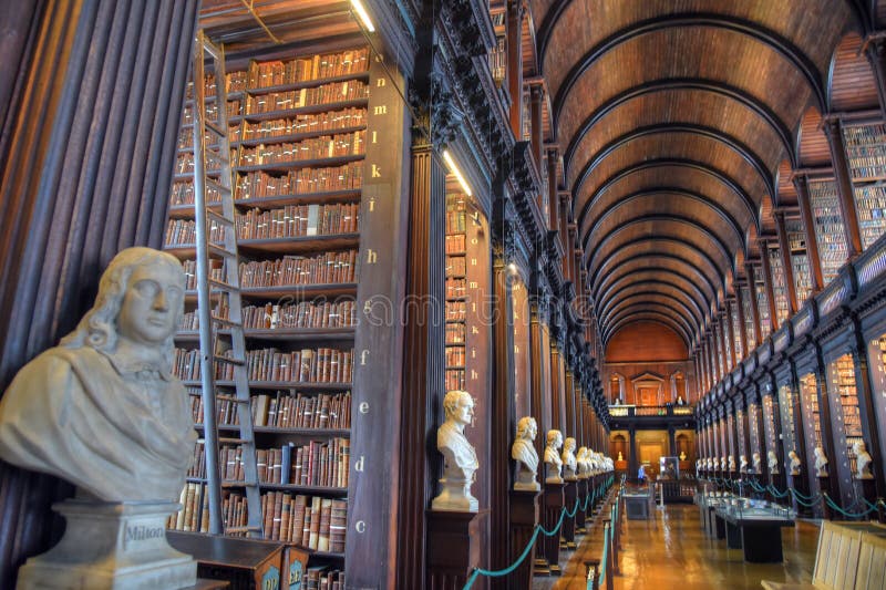 The Long Room in the Old Library at Trinity College Dublin Editorial ...