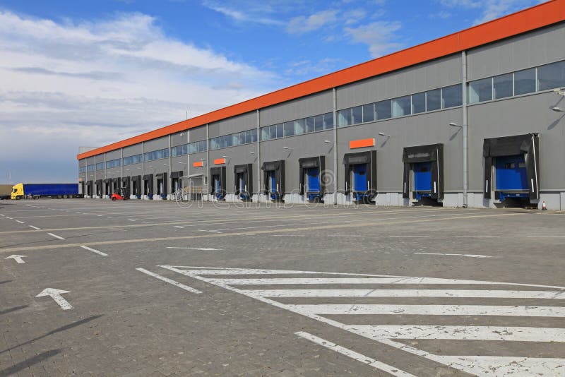 Warehouse loading dock stock photo. Image of facility - 25094474