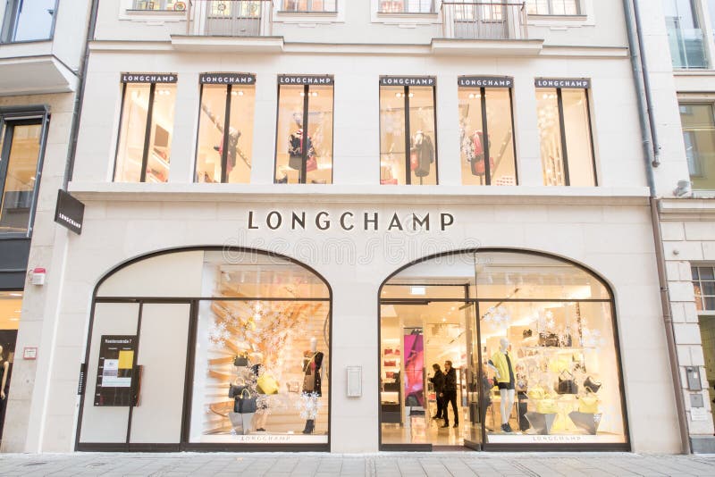Longchamp editorial photography. Image of shop, longchamp - 48044462