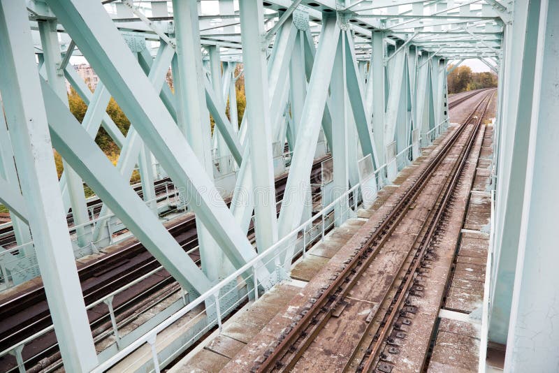 Architecture De Pont En Fer Image. Image: 687113