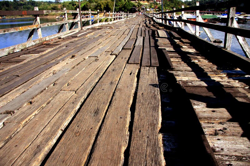 Longest Wood Bridge at Sangkla Thailand Stock Photo - Image of waterway ...