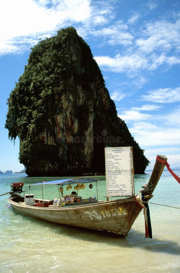 Boat on the tropical Beach stock image. Image of beach - 5129701