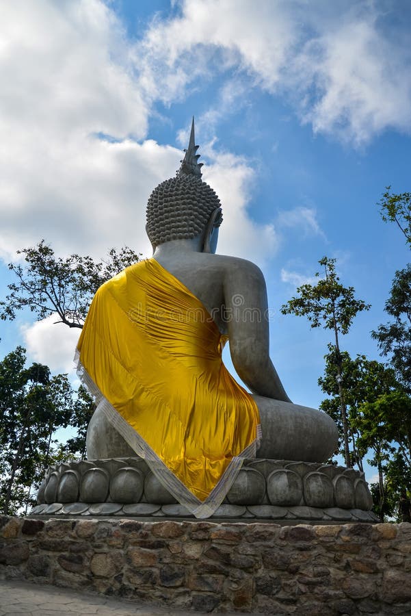 Look Back Buddha Statue Stock Photos - Free & Royalty-Free Stock Photos ...