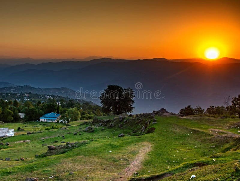 Look at the Sun Setting and Natural Beauty Stock Photo - Image of look ...