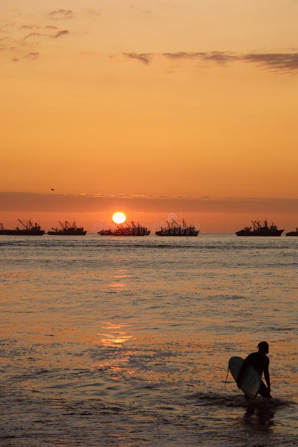 Look Sunset Beach Sea Nature Enjoy Surf Editorial Stock Image - Image ...