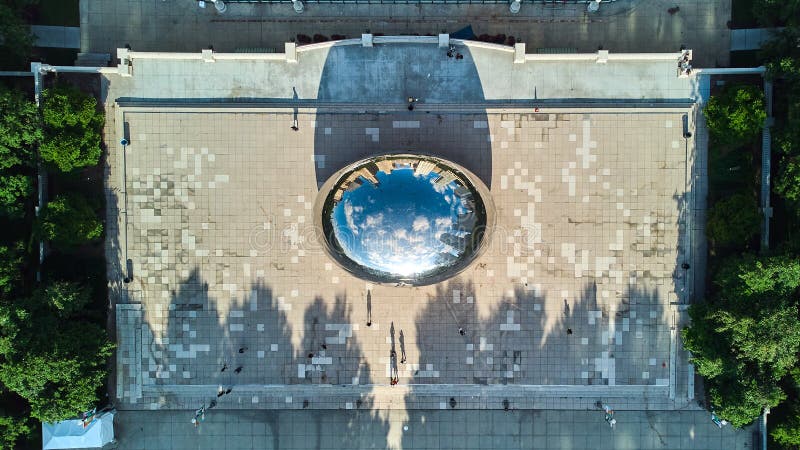 Looking Down from Above of Cloud Gate the Bean in Chicago Millennium ...