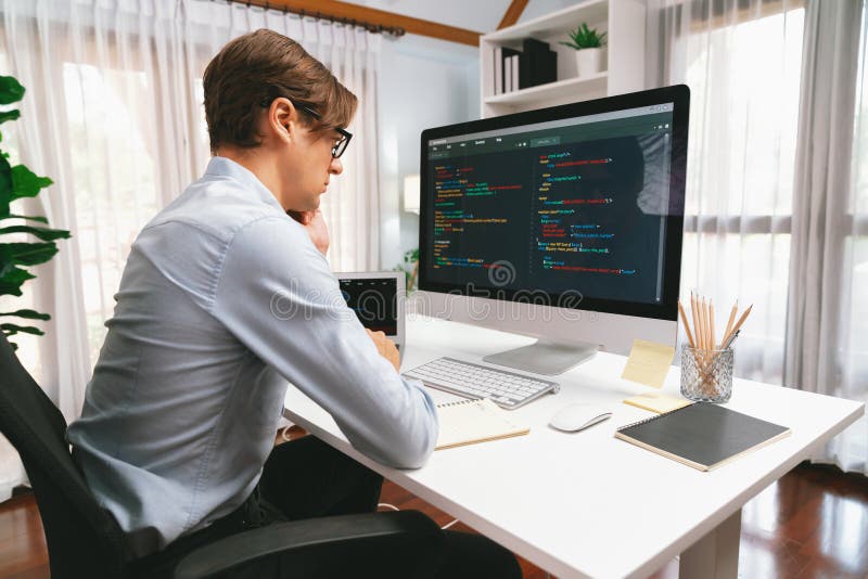 It Looking at Online Software Development on Pc Align Working Laptop ... It Looking at Online Software Development on Pc Align Working Laptop ...