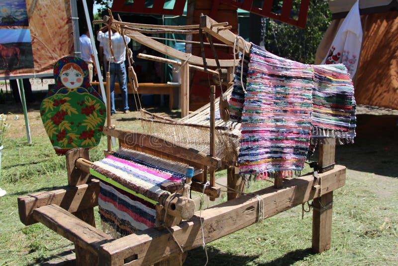 Loom stock image. Image of weaving, weave, exhibition - 55382735