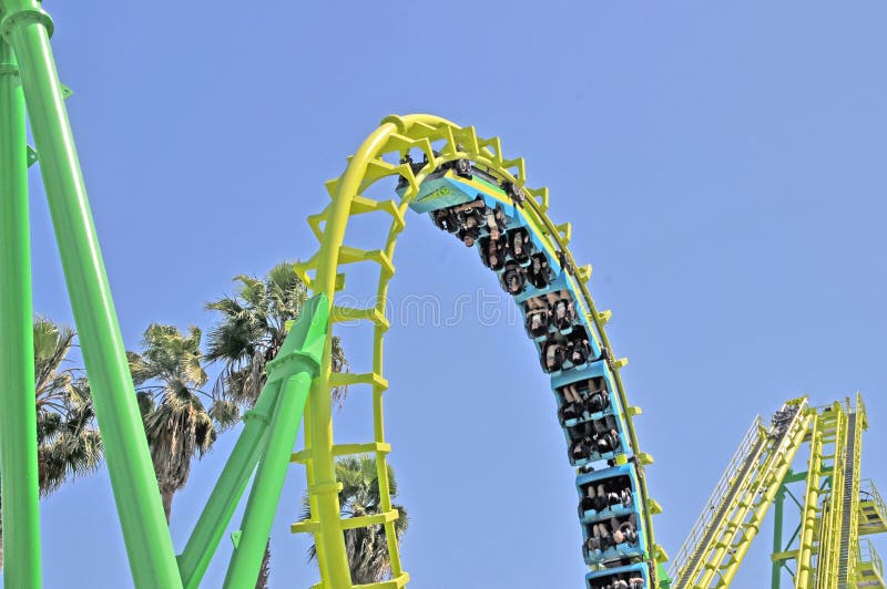 Loop-Da-Loop editorial photography. Image of family, people - 35904277