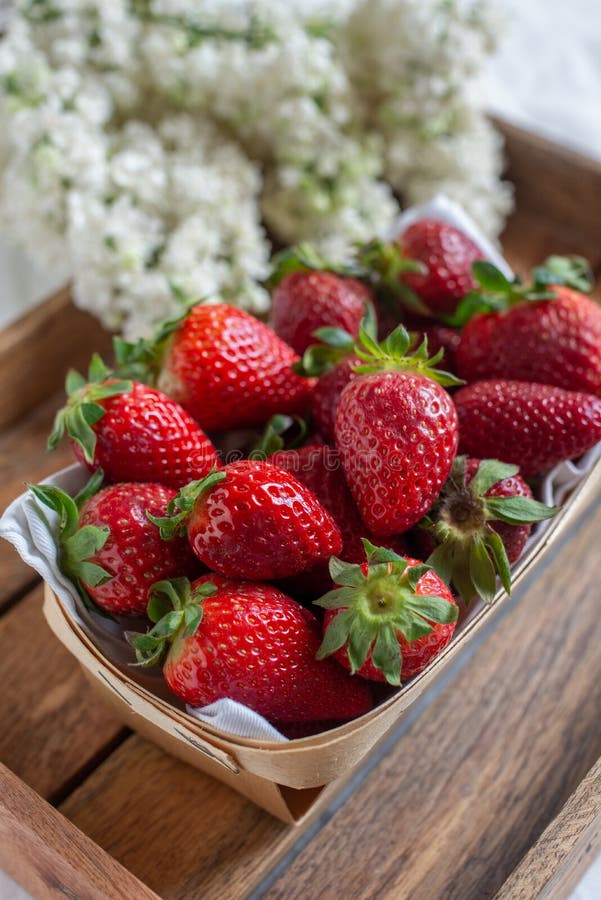 4 Strawberries Of Different Size And Shape Stock Image - Image of ...