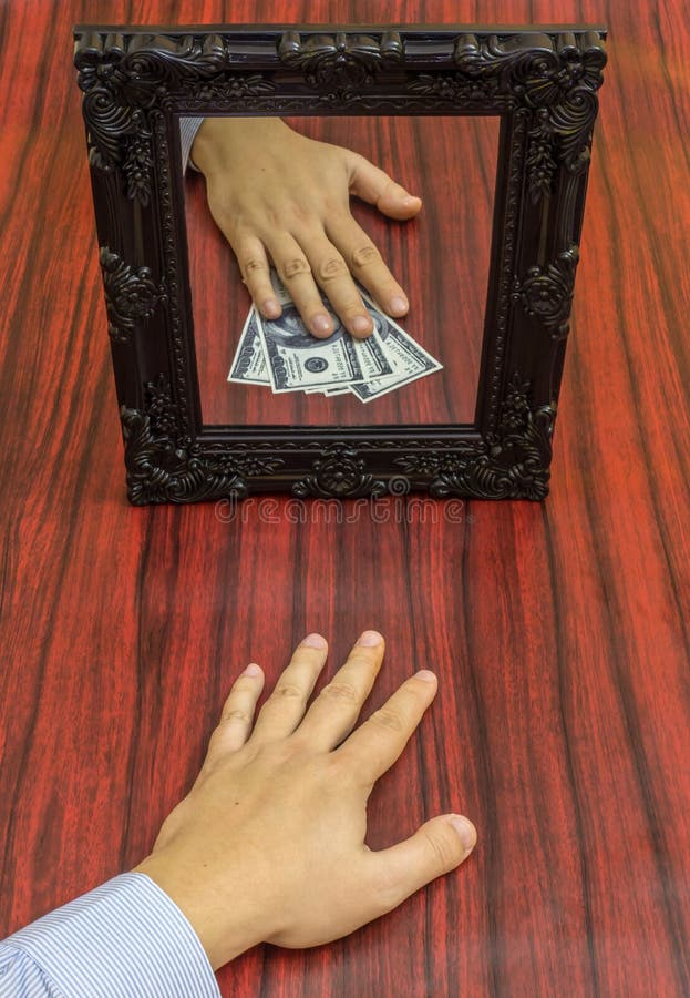 Money Reflection in a Sunglasses Stock Photo - Image of money, casual ...