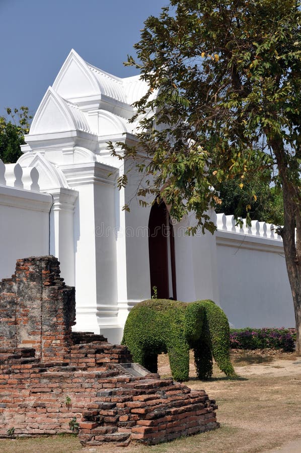 Lop Buri, Thailand: Topiary Elephant & Palace Gate Stock Image - Image ...