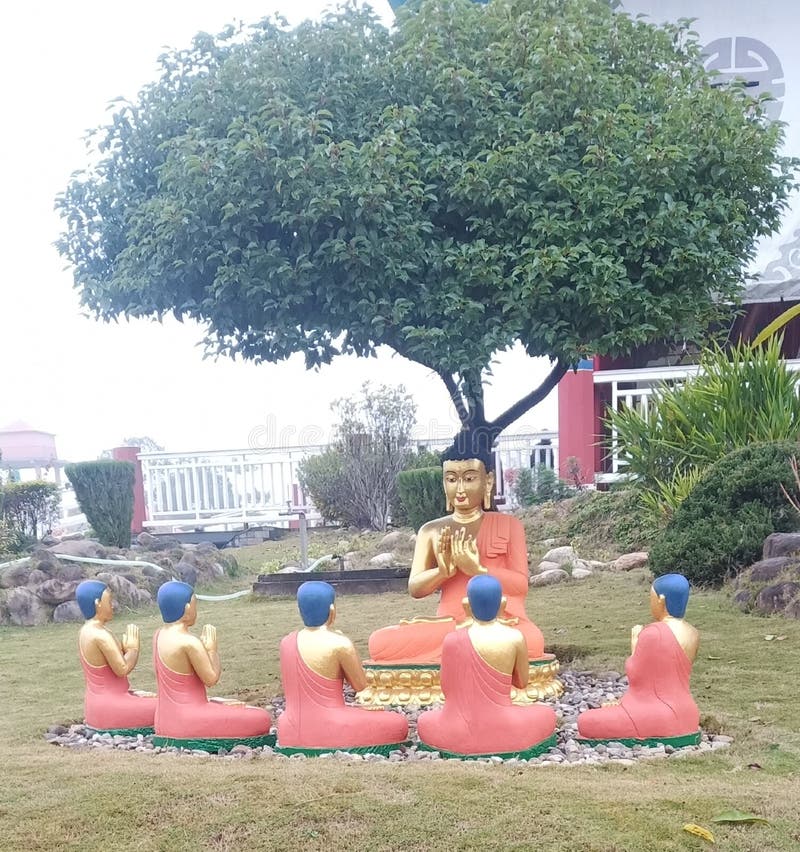 Lord Buddha Temple Educations Training His Disciples, India Editorial ...