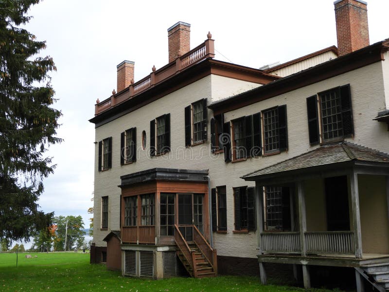 Lorenzo Mansion Side View on Cazenovia Lake Stock Image - Image of ...