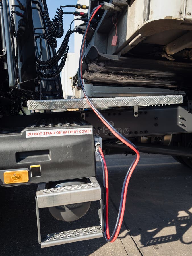 Lorry Unit To Trailer Cable Connection Ensuring Safe and Reliable Power ...
