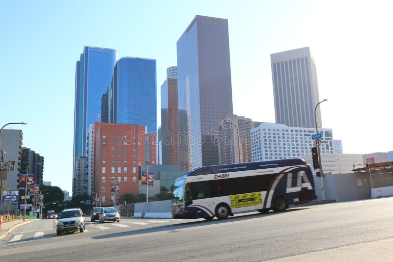 Los angeles ladot dash bus imagen de archivo editorial. Imagen de ...