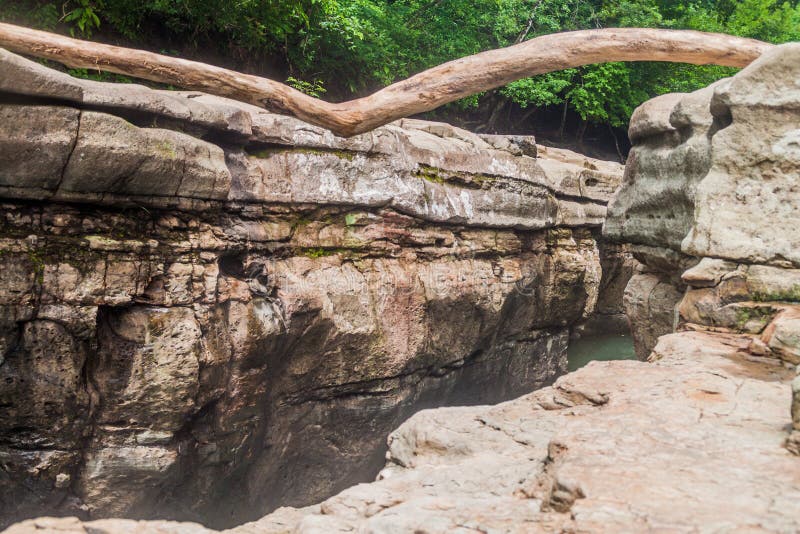Los Cangilones De Gualaca - Mini Canyon in Pana Stock Image - Image of ...