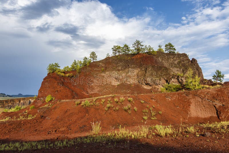 Los Colores Del Vulcano Extinto De Racos Imagen de archivo - Imagen de ...