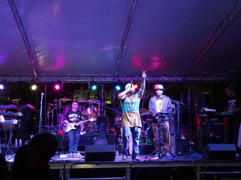 Los Juegos De Jimmy Weeks Project En Etapa Foto de archivo editorial ...