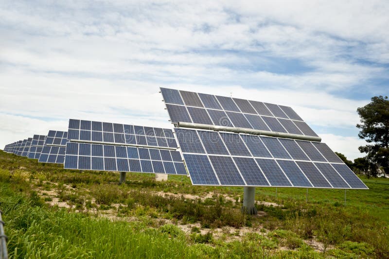 Los Paneles Solares Para La Energía Verde Foto de archivo - Imagen de ...