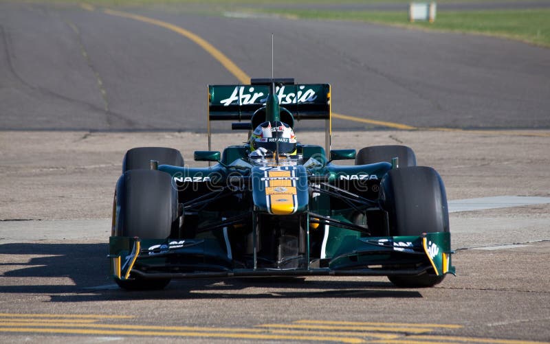 Lotus f1 car editorial image. Image of green, duxford - 19315535