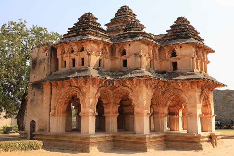 The Lotus Mahal, Hampi in January 2024 Editorial Photo - Image of ...