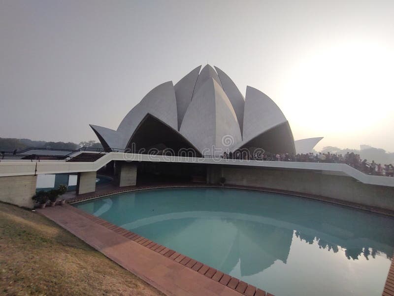 Lotus temple Delhi editorial stock image. Image of dome - 276473294
