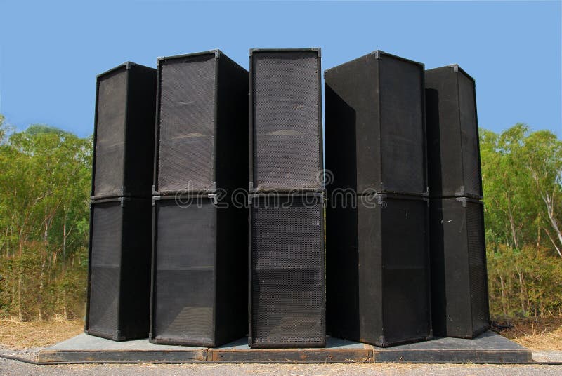 Loudspeaker. stock image. Image of dance, bass, circle - 17152869