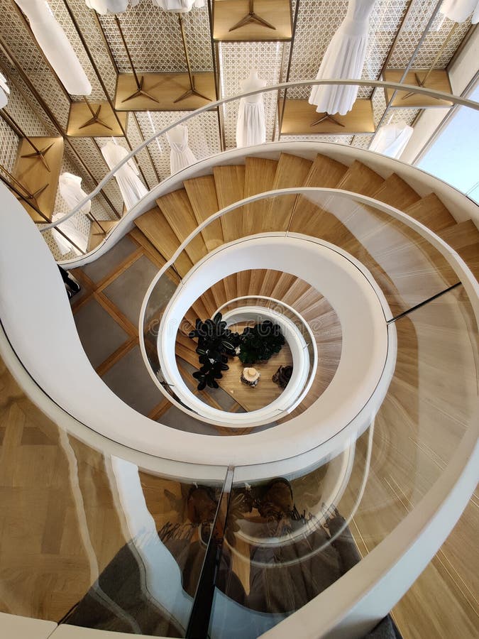 Louis Vuitton Flagship Store on Champs Elysees Editorial Photography ...