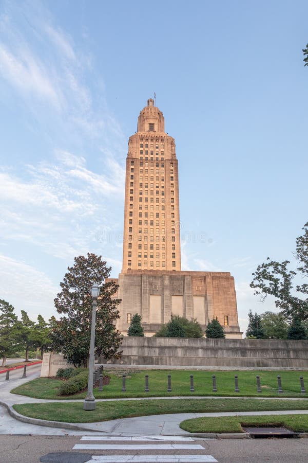 Louisiana State Capitol Tower in Baton Rouge Stock Image - Image of ...