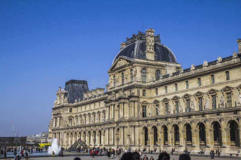 The Louvre Building in Paris Editorial Stock Photo - Image of europe ...