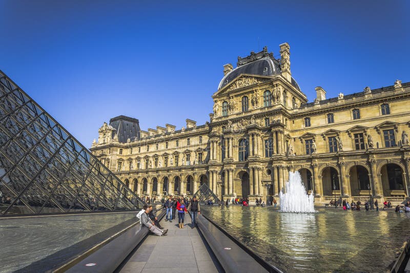 At the Louvre Building in Paris Editorial Stock Image - Image of ...