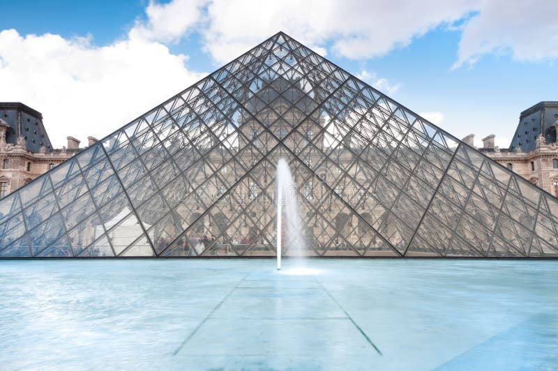 Louvre Museum Pyramid, Paris, France. Editorial Image - Image of castle ...