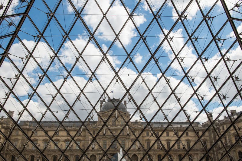 Louvre Palace and Triangle Glass Museum in Paris Editorial Photography ...