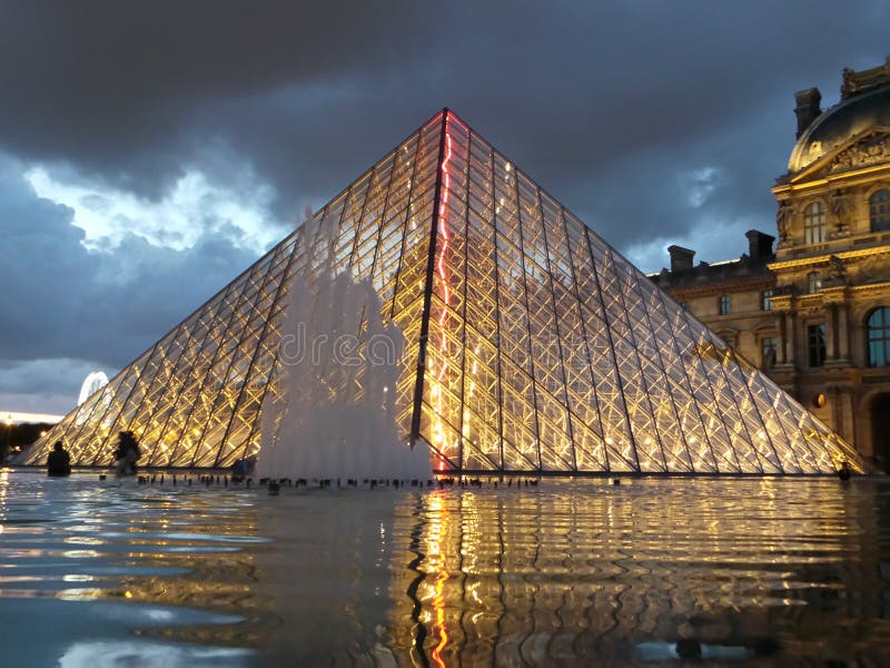 Louvre Pyramid editorial image. Image of reflections - 44614265