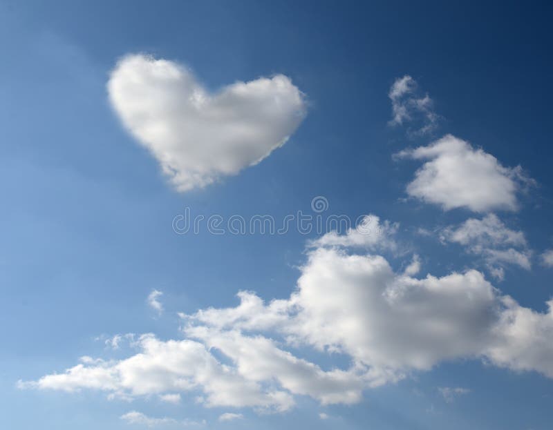 Heart Shaped Romantic Love Cloud in Blue Sky Stock Photo - Image of ...