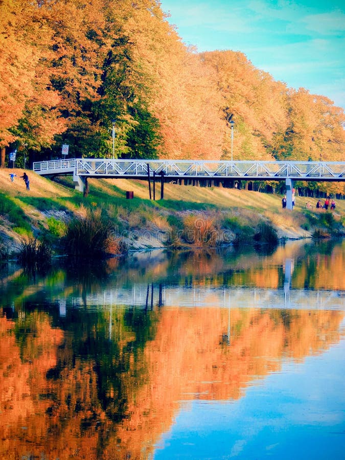 Love bridge stock image. Image of suns, water, reflection - 193324767