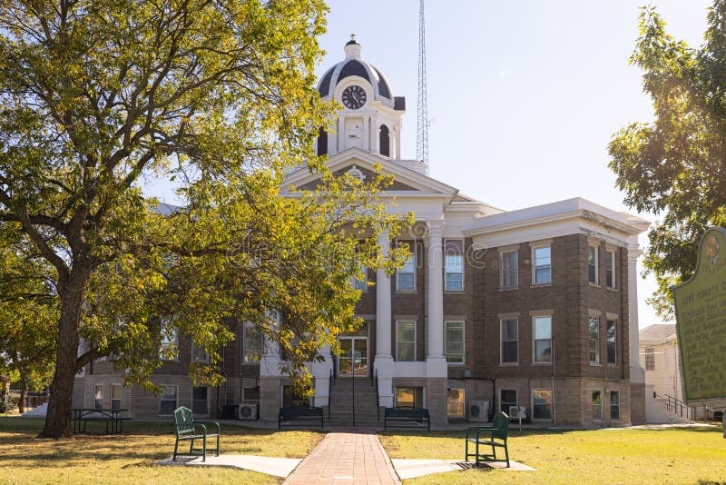 Love County editorial photography. Image of downtown - 267720987