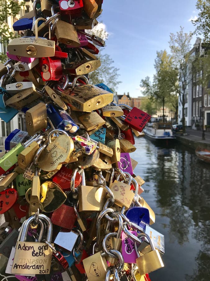 Love lock at Amsterdam editorial photo. Image of netherlands - 91189986