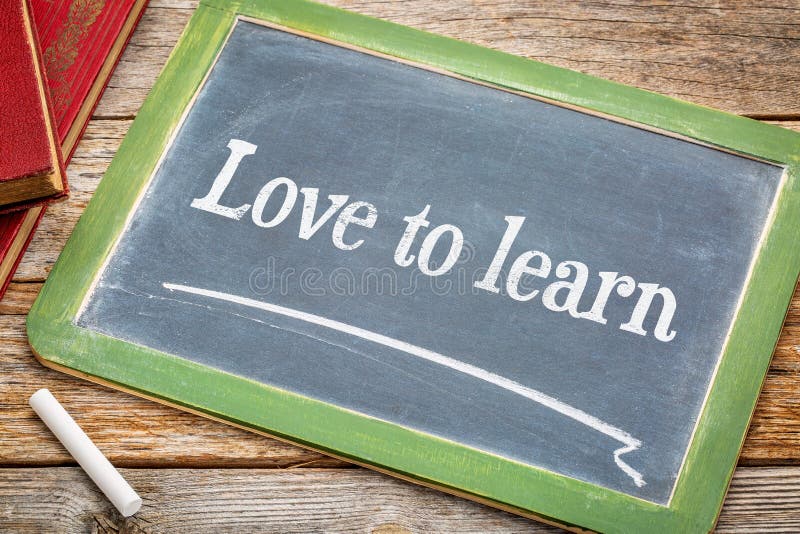 Love To Learn Blackboard Sign Stock Photo - Image of school, chalk ...
