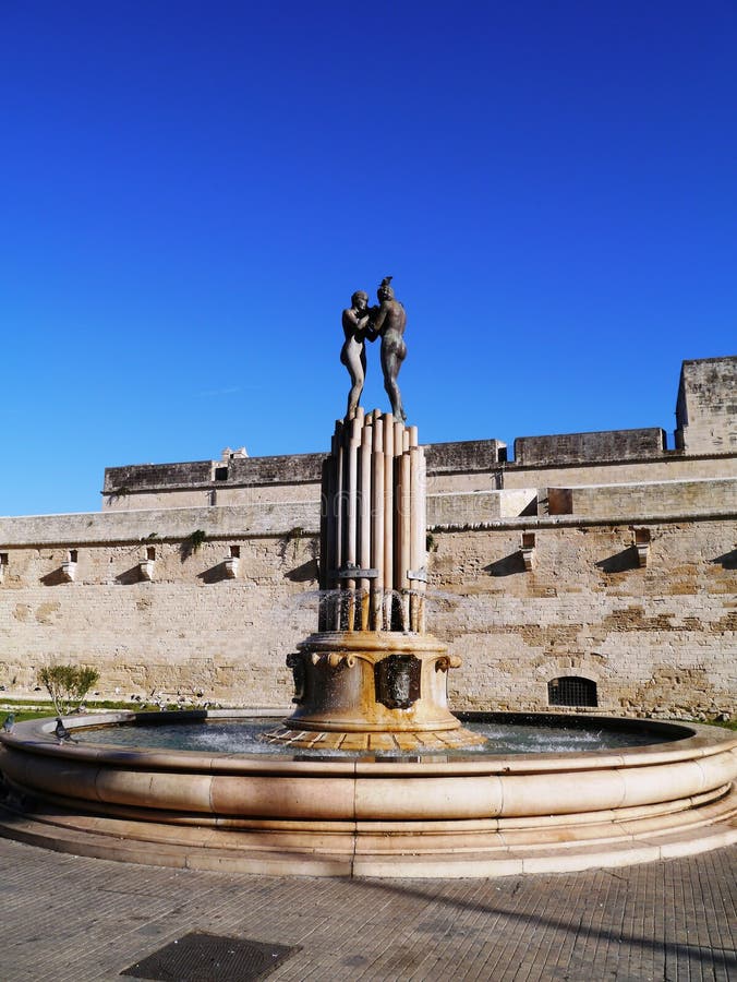 Lovers fountain stock photo. Image of woman, sculpture - 27322822