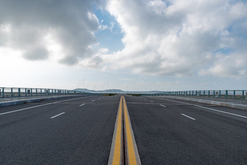 The Low Angle Road Leads To the Distance Stock Photo - Image of ...