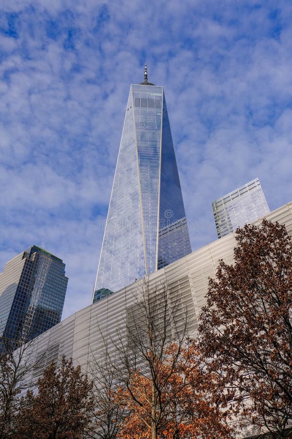 Low Angle Shot of Building in New York Editorial Photography - Image of ...