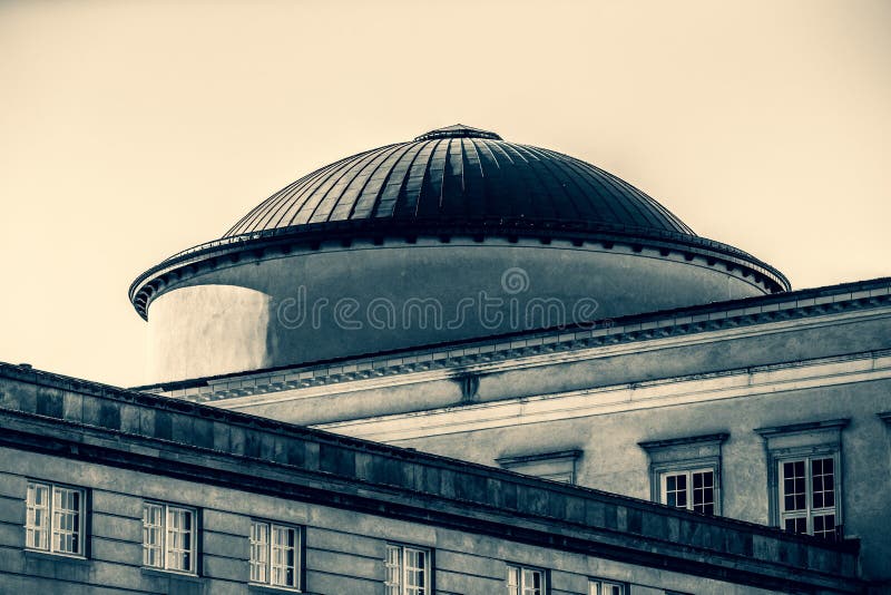 Round Dome Inside the Pitesti Mall Stock Photo - Image of mall ...