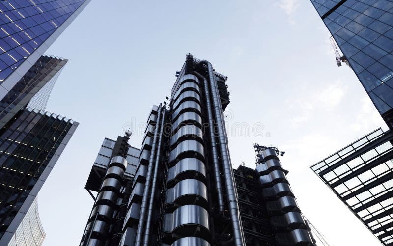 Low Angle Shot of Lloyds Building Facade in London Editorial Image ...