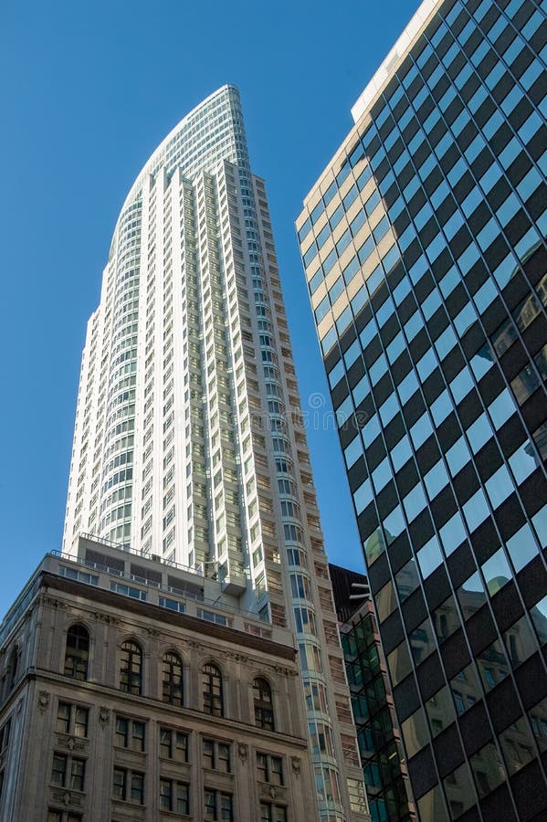 Low-angle Vertical Shot of the Buildings in the Downtown of Toronto ...