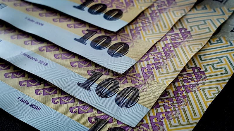 100 Romanian Lei Low Down Closeup Stock Image - Image of fiscal ...