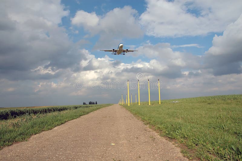 Low flying airplane stock photo. Image of holiday, fuselage - 2447700